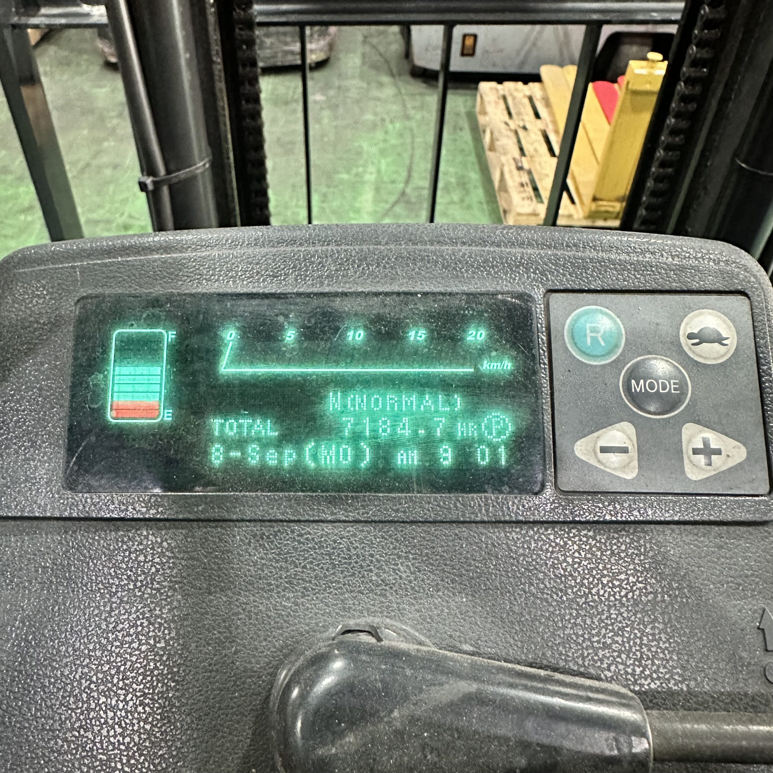 FB15PN-77C-300, S/N. 256E01262 - NICHIYU